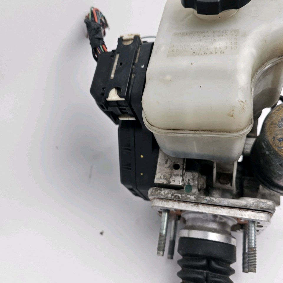 2003-2005 Toyota 4Runner Abs Anti-Lock Brake Pump Module Master ...