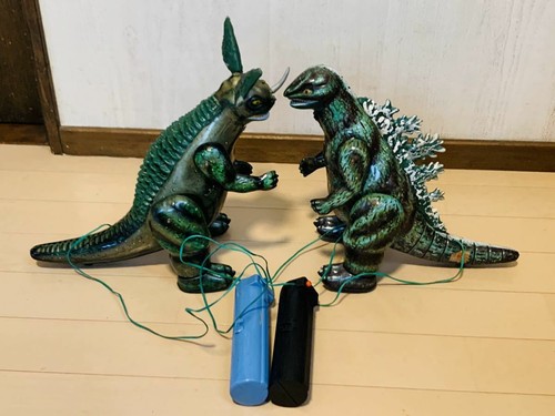Marusan Godzilla Baragon SET vintage walking Smoke-breathing 1960s tin ...