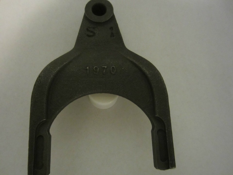 Fits Dodge Ram 1500 Front Axle Disconnect Steel Fork 1994 - 2001 (NOT ...