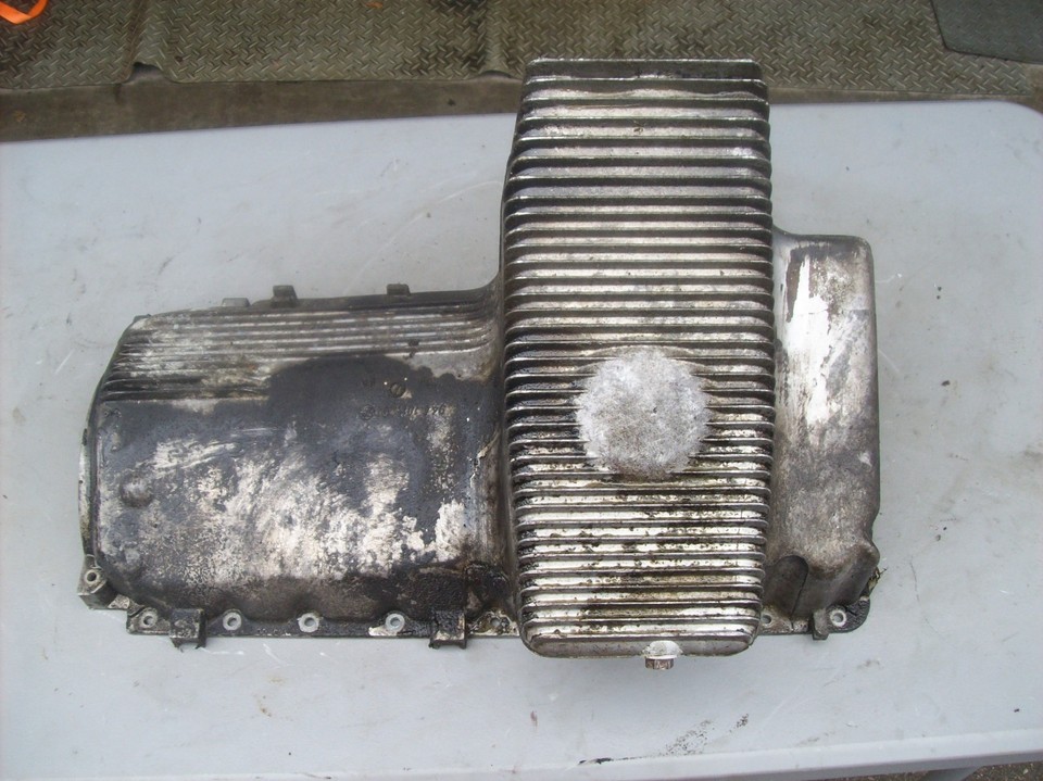 Porsche 944 Turbo Oil Pan Sump 944.101.201.08 | eBay