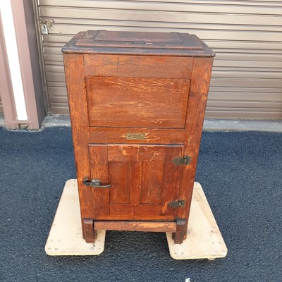 Ice Boxes - Gibson Ice Box Hardware