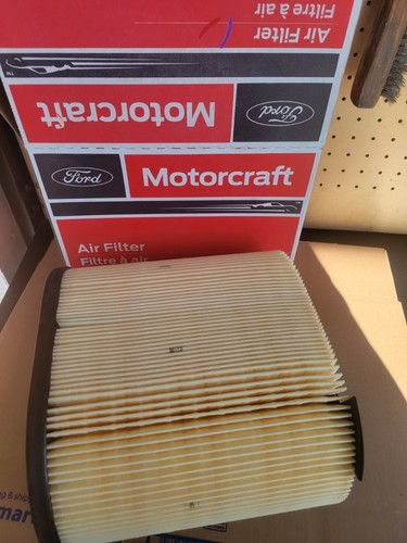1xNew OEM Genuine Ford Motorcraft Engine Air Filter FA1928 HC3Z-9601-B ...