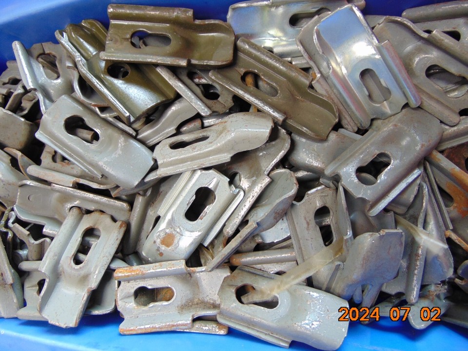LOT OF 12 Lyons Clips Old Style 4000 Series Clips *FREE SHIPPING* | eBay