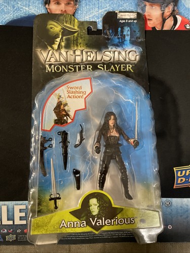 JAKKS Pacific - Van Helsing Monster Slayer - Anna Valerious - sword ...