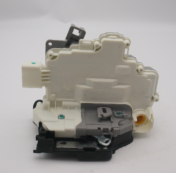 LH Front Left Door Lock Latch Actuator 8J1837015A For VW Passat B6 AUDI ...