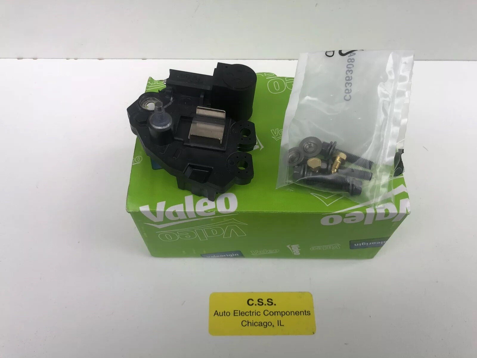 OEM VALEO ALTERNATOR VOLTAGE REGULATOR fits FG18S047,FG18S073,FG18S083 ...