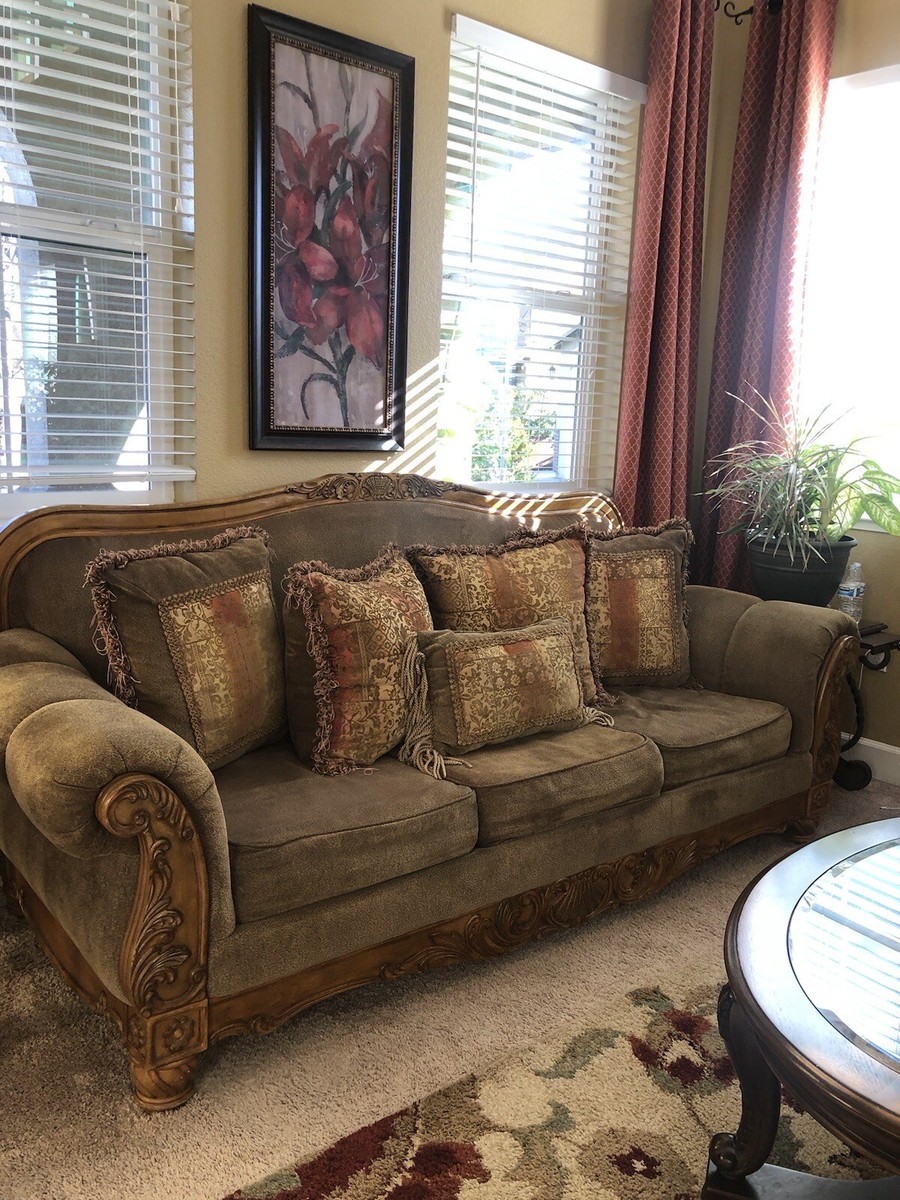 Ashley Furniture Leather Sofa 5650635 By Ashley Furniture Luigi