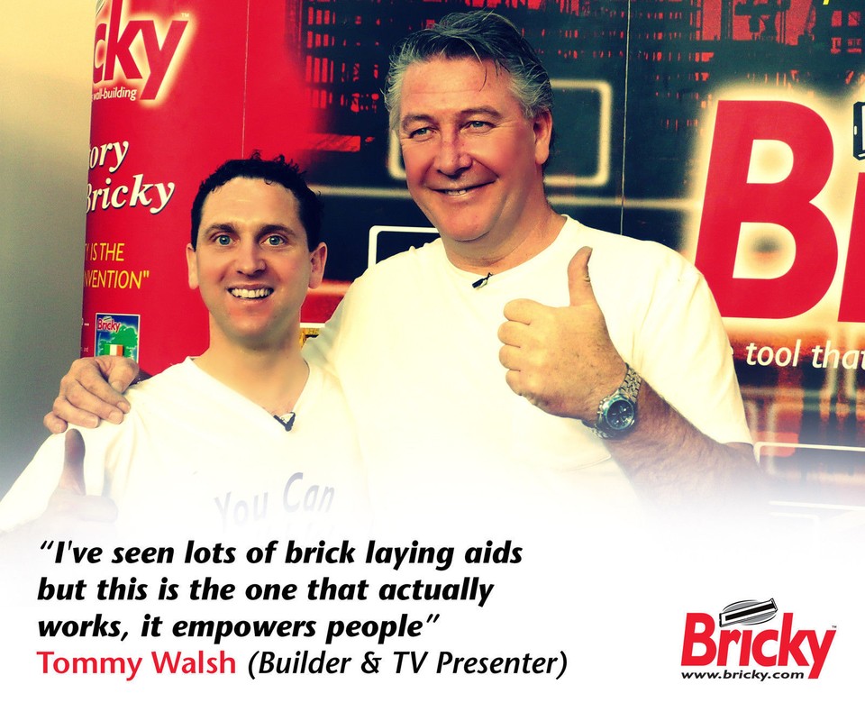 Bricky - Wall Building / Bricklaying Tool + trowel (Adjustable Model ...