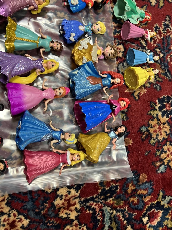 Disney Princess Magic Clip on Dresses & More, Lot of 30+ Princess ...