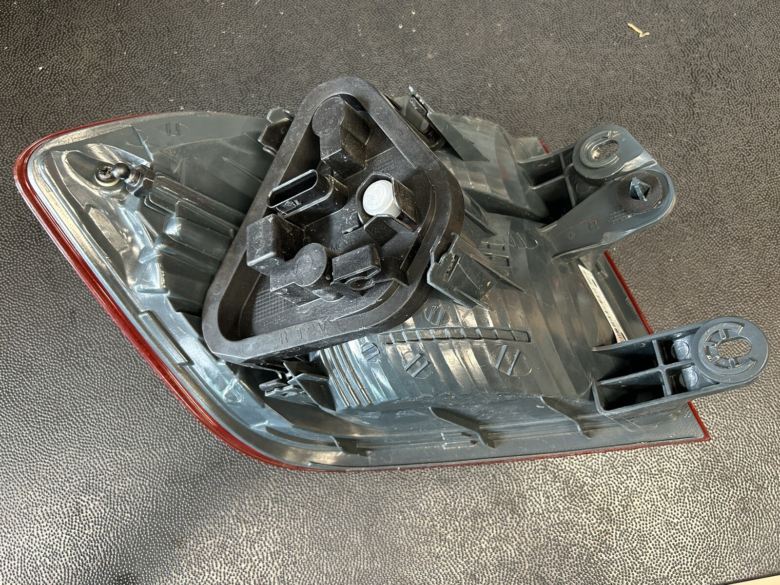 BMW TAIL LIGHT OUTER RIGHT REAR F30 328i 328Xi 335i 12-15 OEM ...