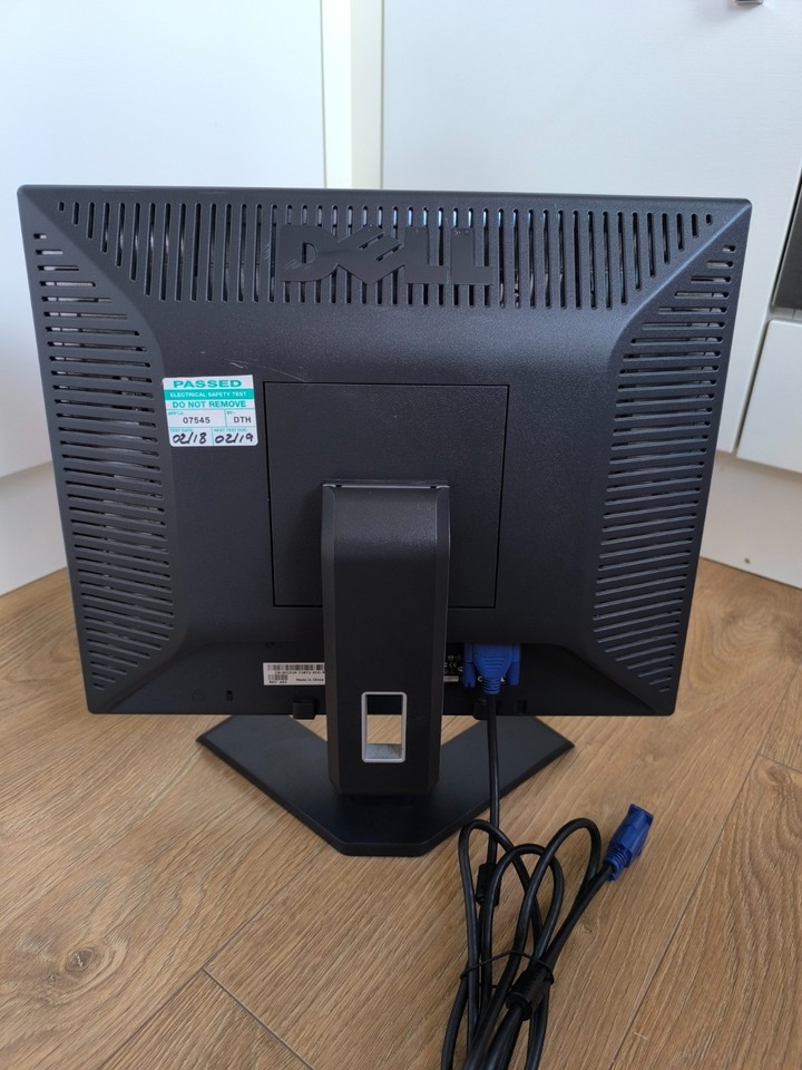 Retro Dell LCD Square Monitor E176FPf VGA 17" PC Monitor | eBay UK