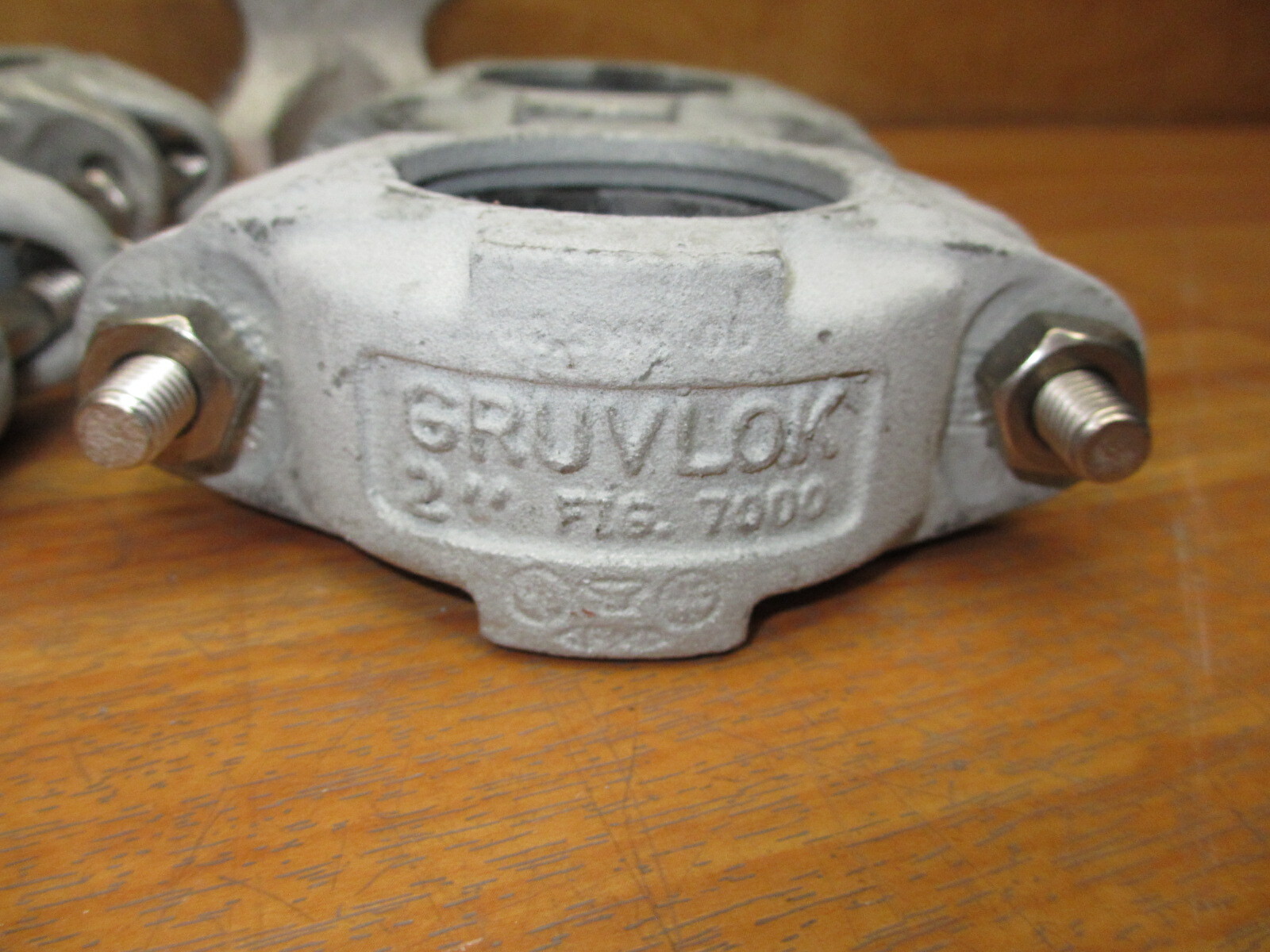 Anvil 2" GRUVLOK 7000 (LOT OF 4) *NEW* Lightweight Flexible Coupling ...