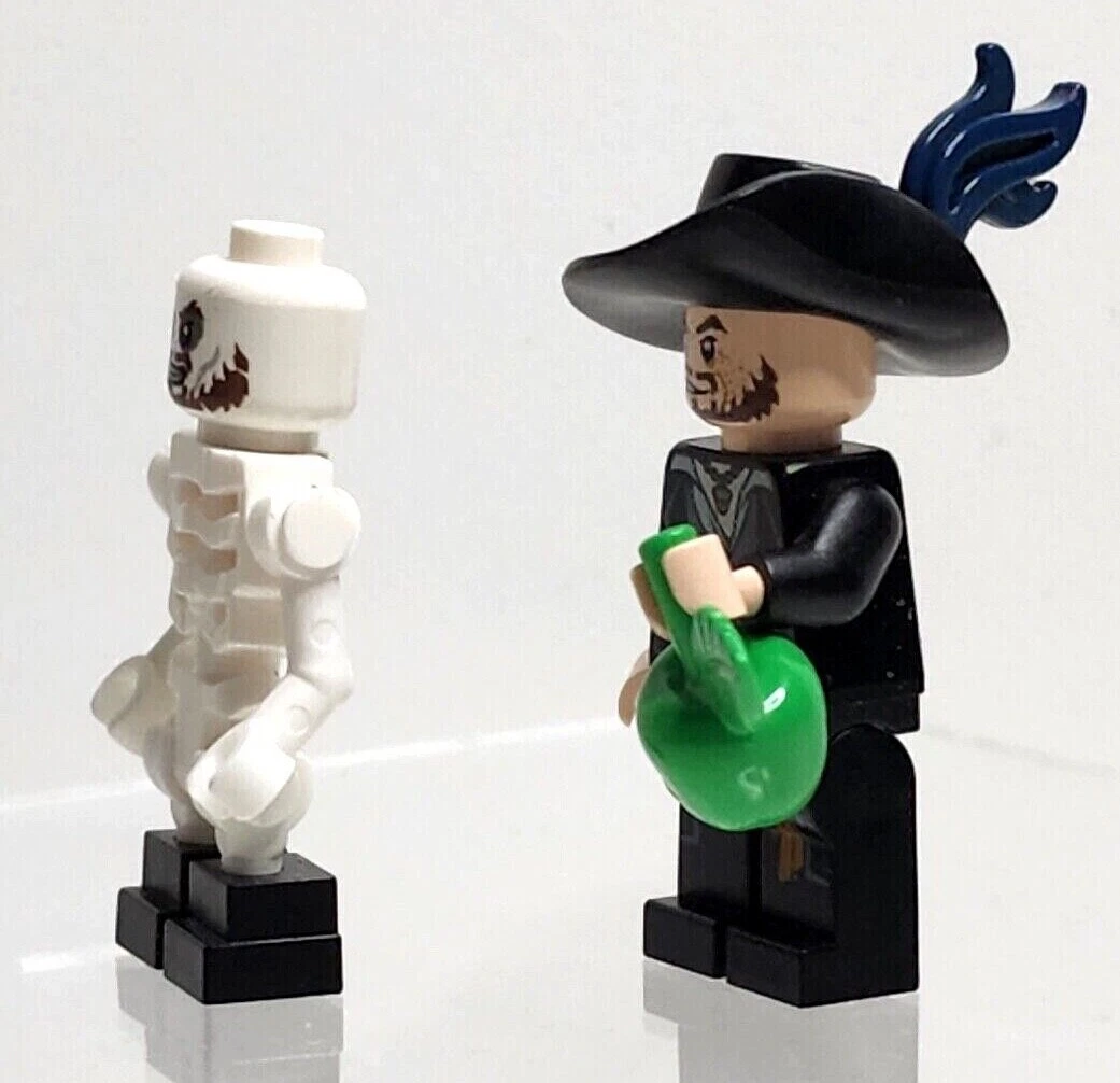 Hector Barbossa Skeleton