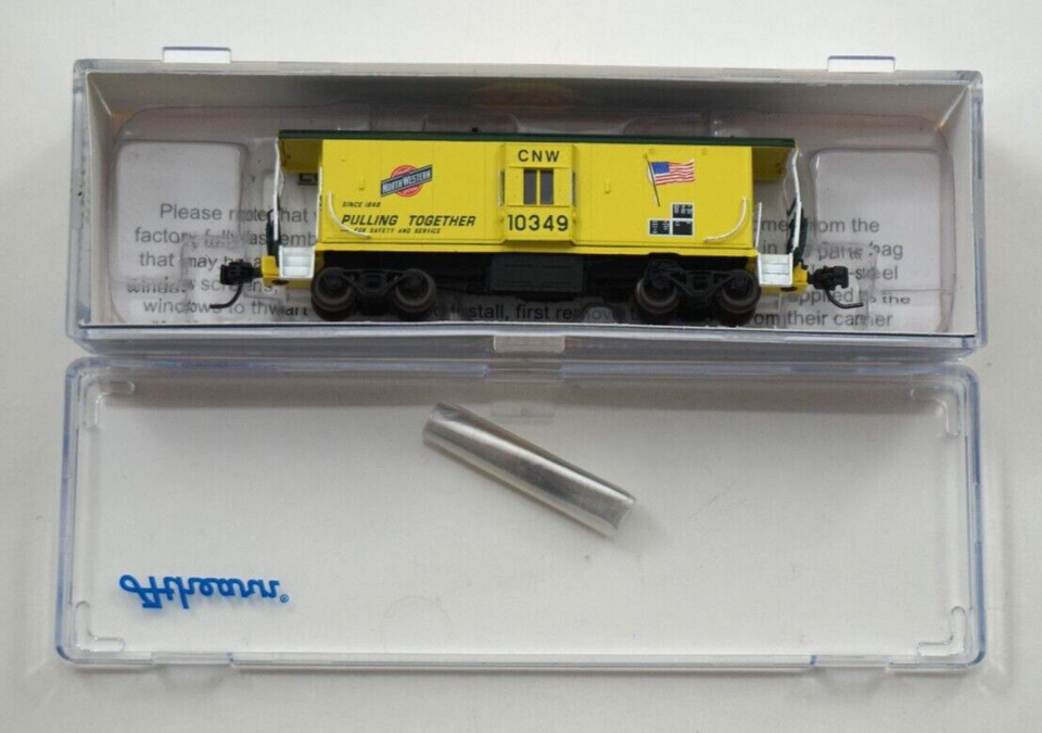 NOS Athearn CHICAGO & NORTH WESTERN N Scale Bay Window Caboose Train ...