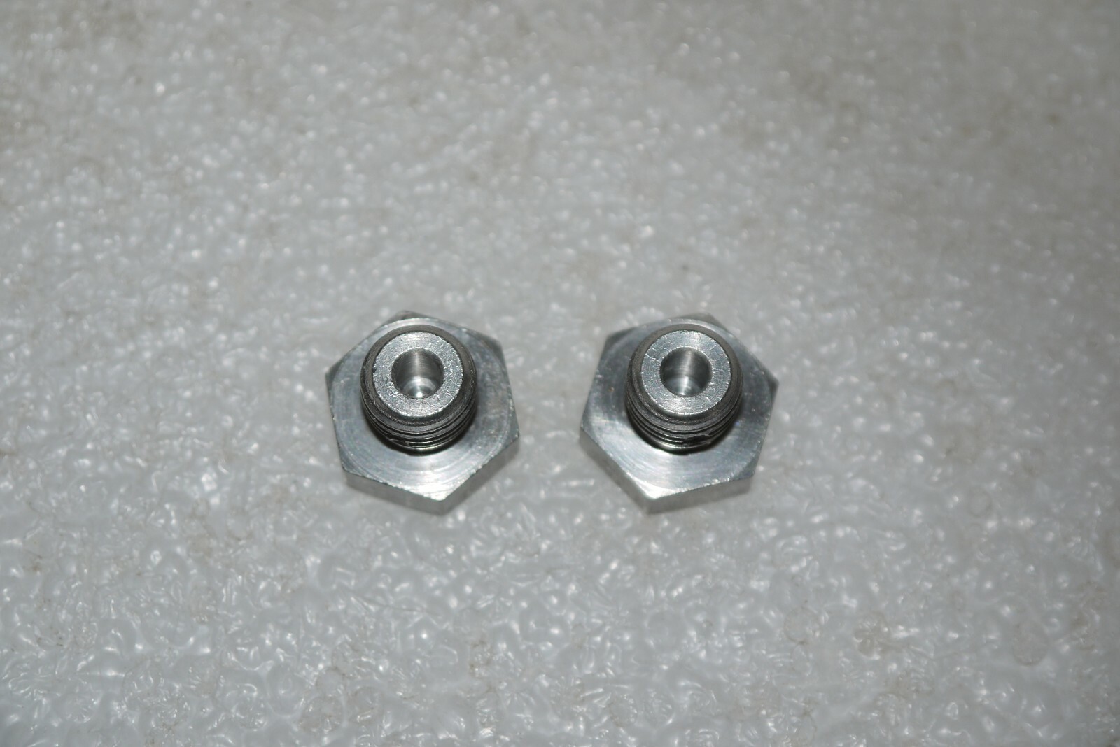 AERONAUTICAL AN814-4J MACHINE BLEEDER PLUG STAINLESS 7/16-20 THREAD NEW ...