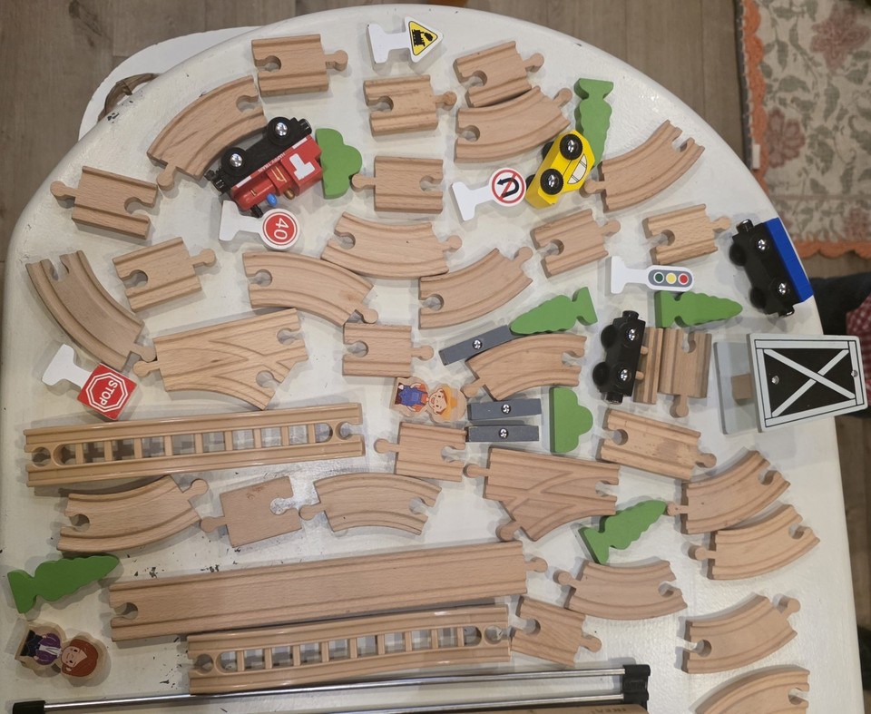 Wooden Train Track Expansion Lot – Engines, Curves, Signs & Trees | eBay