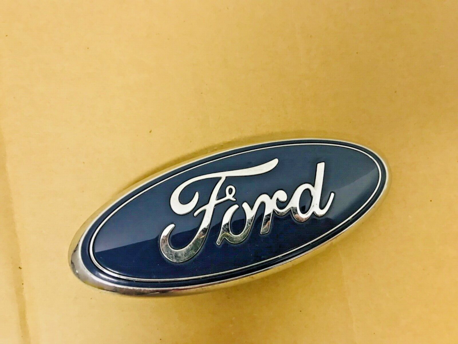 1 Genuine Ford Kuga Mk2 Rear Tailgate Badge Logo Emblem Dj54-402a16-aa ...