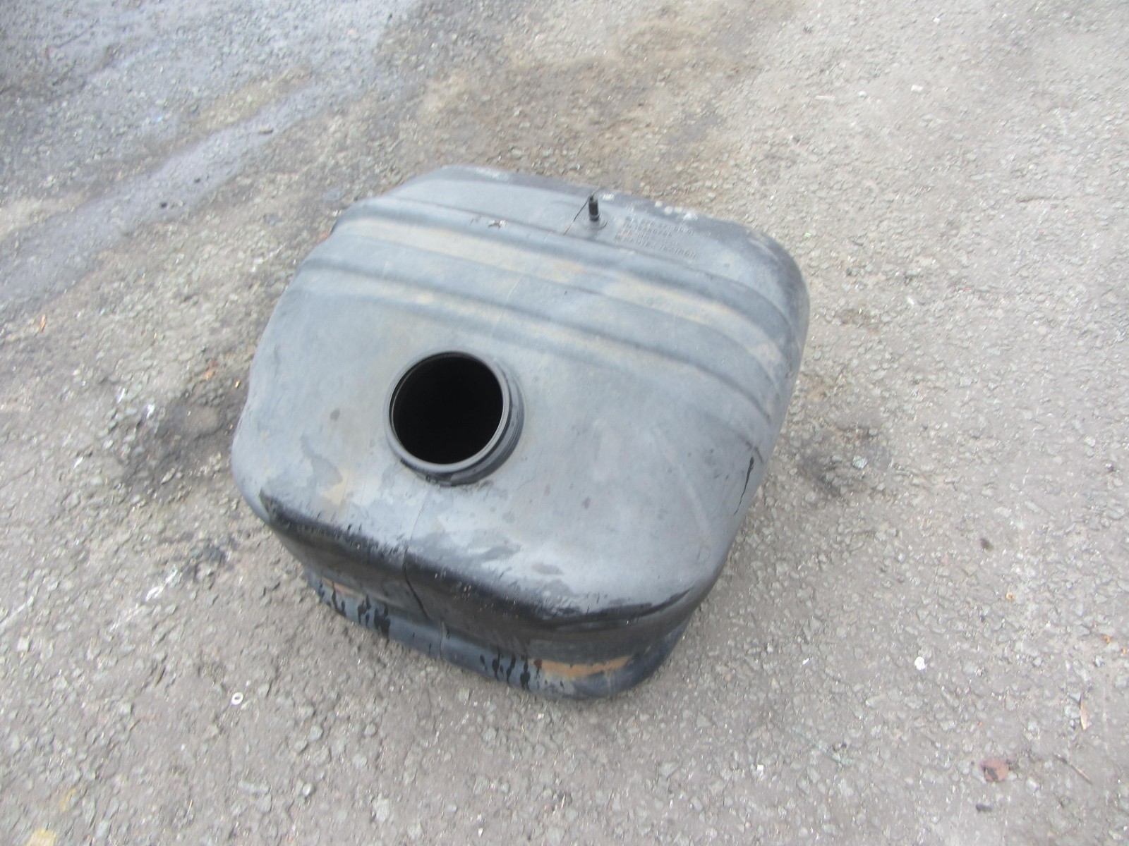 1998-2005 Mercedes Atego 815 Plastic Fuel Diesel Tank | eBay