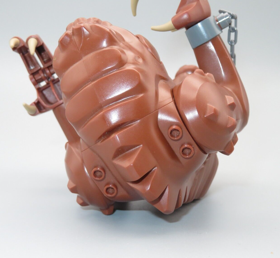 Lego Star Wars large Rancor beast with chain minifigure 75005 Rancor ...