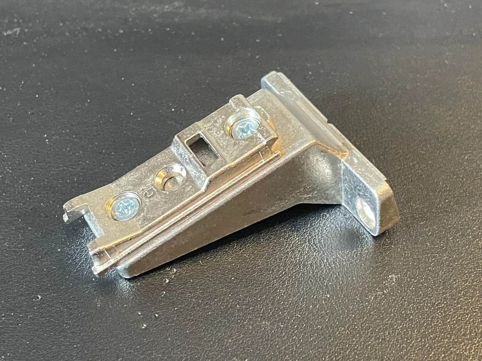 NEW Grass 0300-301 Clip-On Face Frame Adapter w/ Mounting Plate #024, 1 ...
