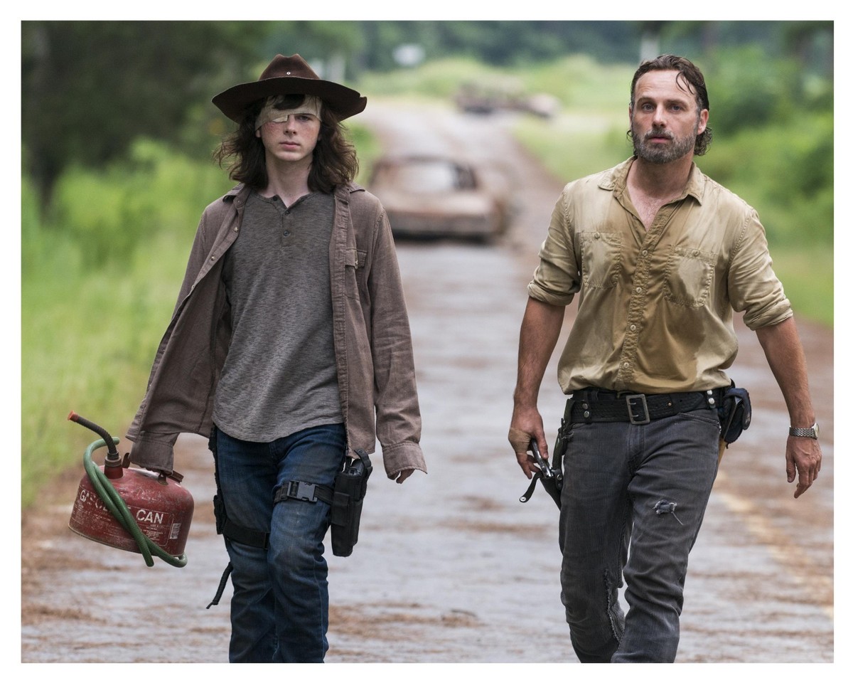 Andrew Lincoln E Chandler Riggs