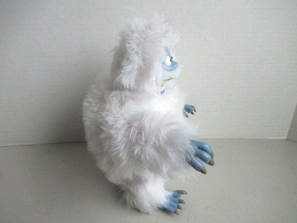 Bumble Abominable Snowman 8" Poseable Figure Playing Mantis Rudolph Co ...