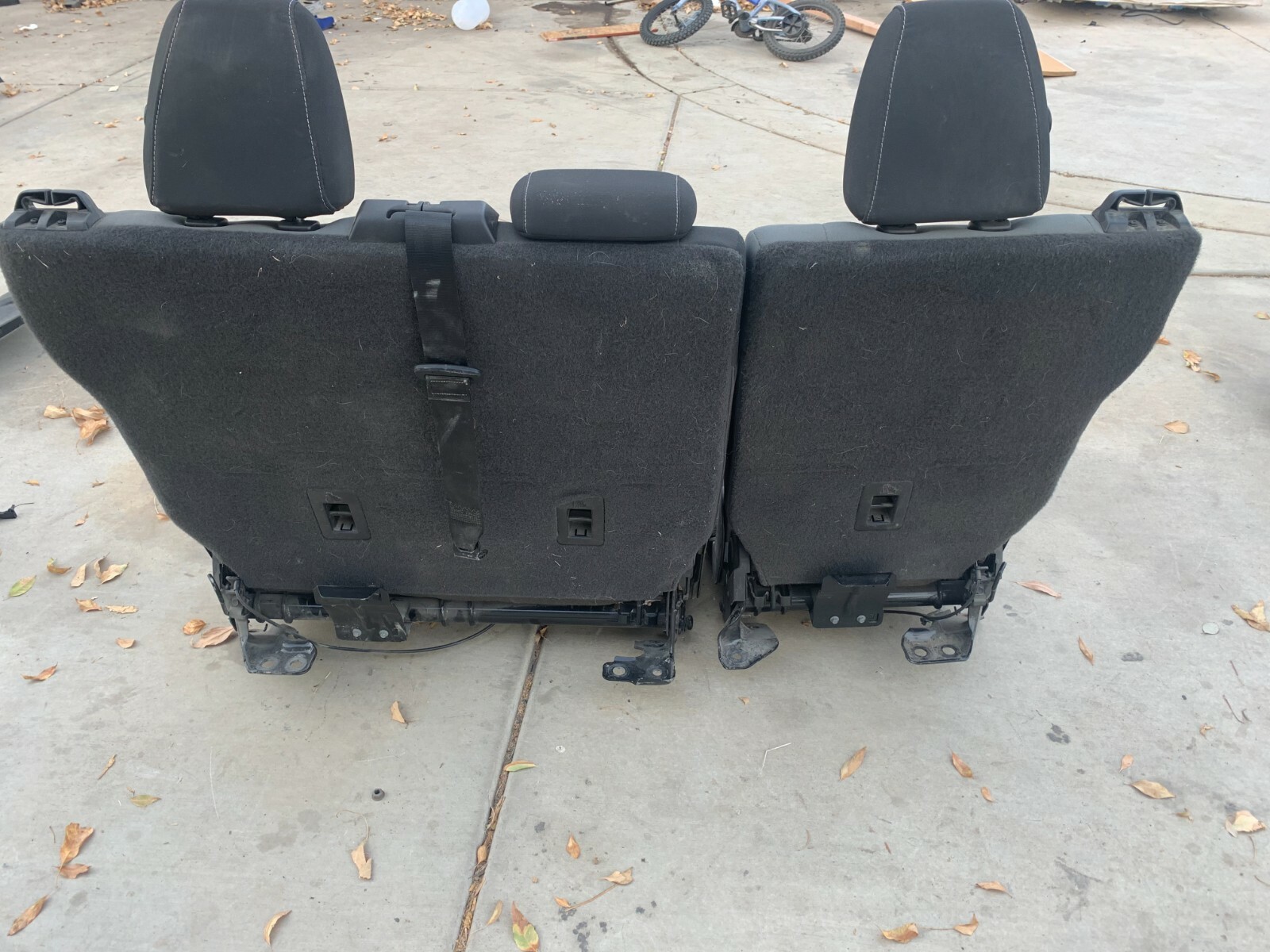2016 FORD ESCAPE 2.0T REAR SEATS W/ HEADREST SET OEM | eBay
