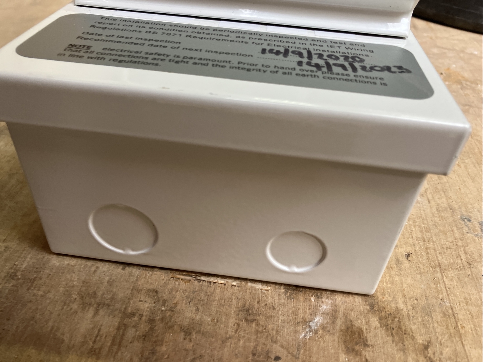 used-metal-chint-3-way-rcd-main-switch-consumer-unit-with-3-x-mcb-s-ebay