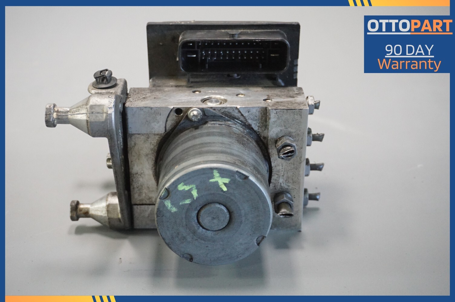 2010-2016 Mercedes W212 E350 ABS Brake Hydraulic Pump Control Module ...