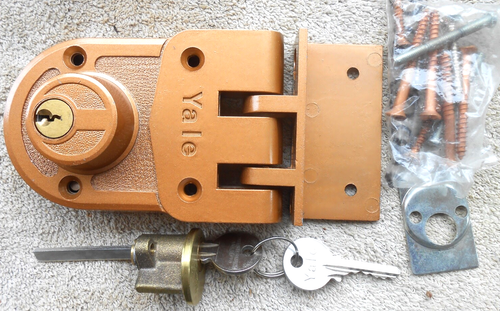 Yale 197 1/4 Heavy Duty Deadbolt lock | eBay