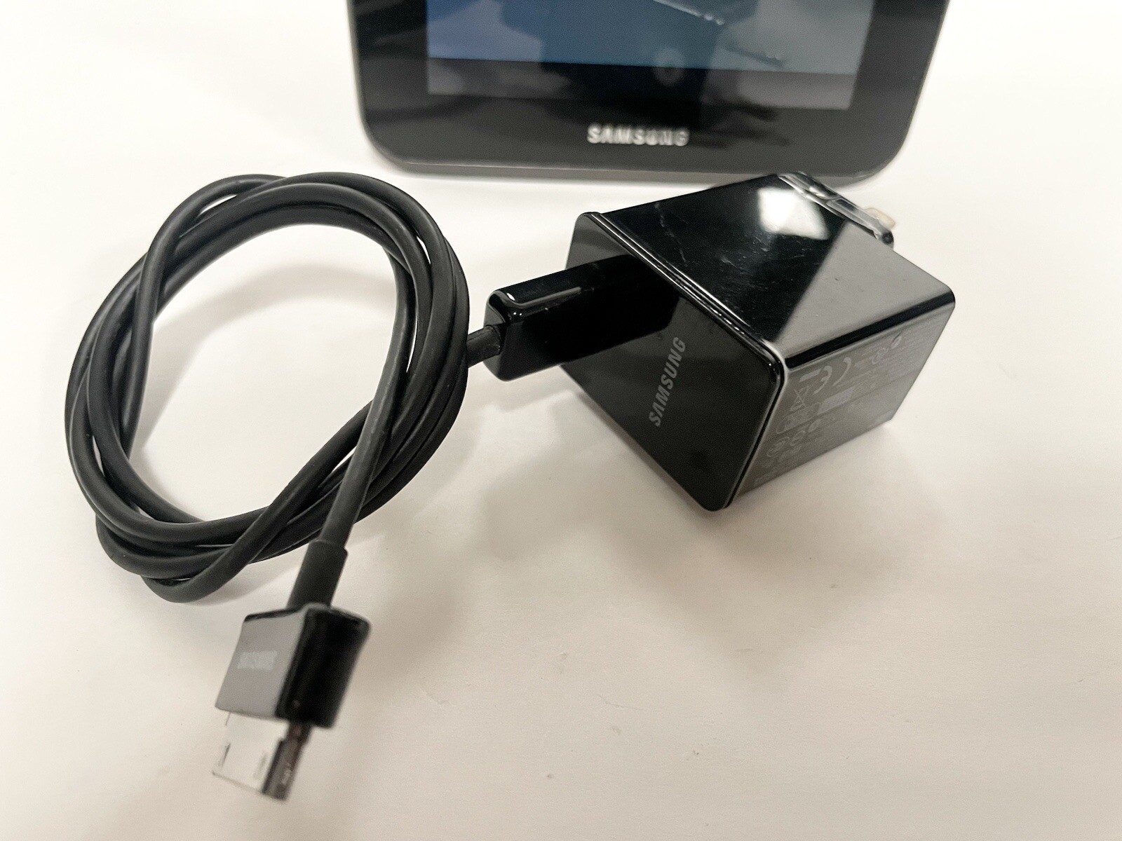 Samsung Galaxy Tab 2 GT-P3113TS 8GB, Wi-Fi, 7in - w/ Wi-Fi - Nice ...