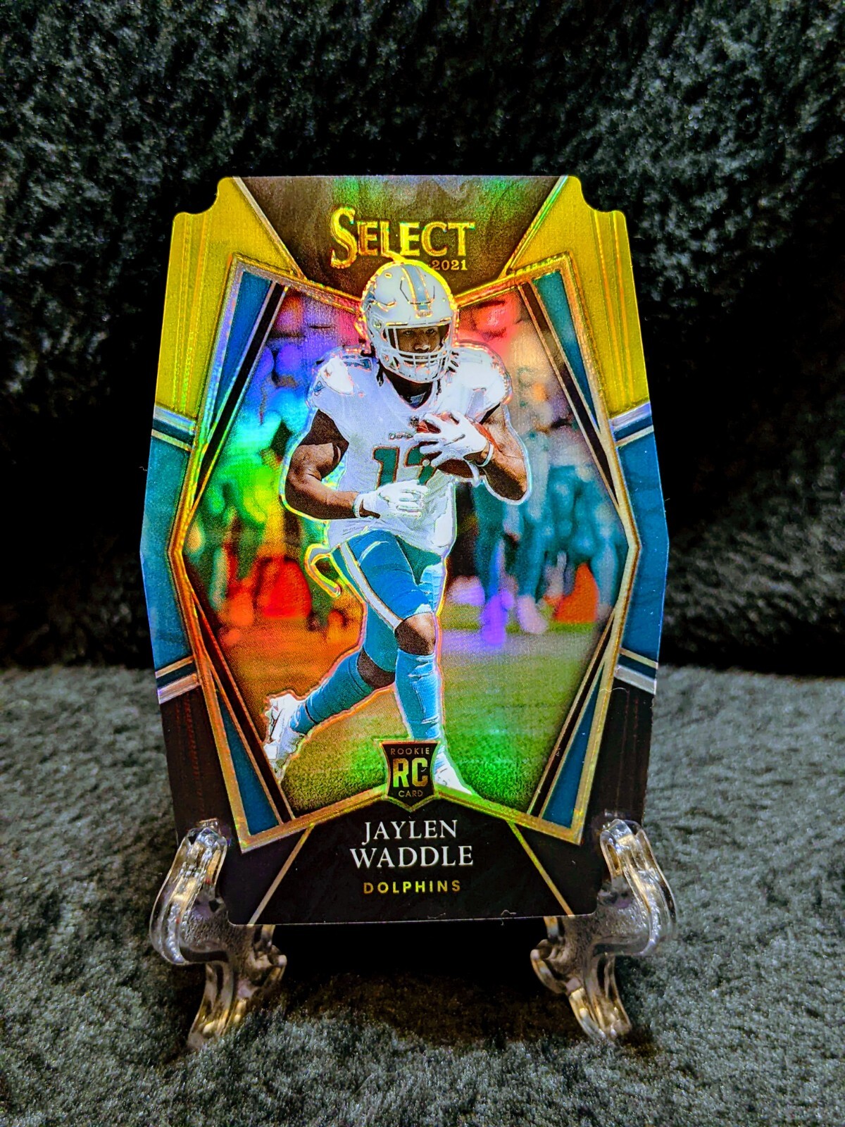 2021 Select Jaylen Waddle Premier Level Die-Cut Black & Gold Prizm ...