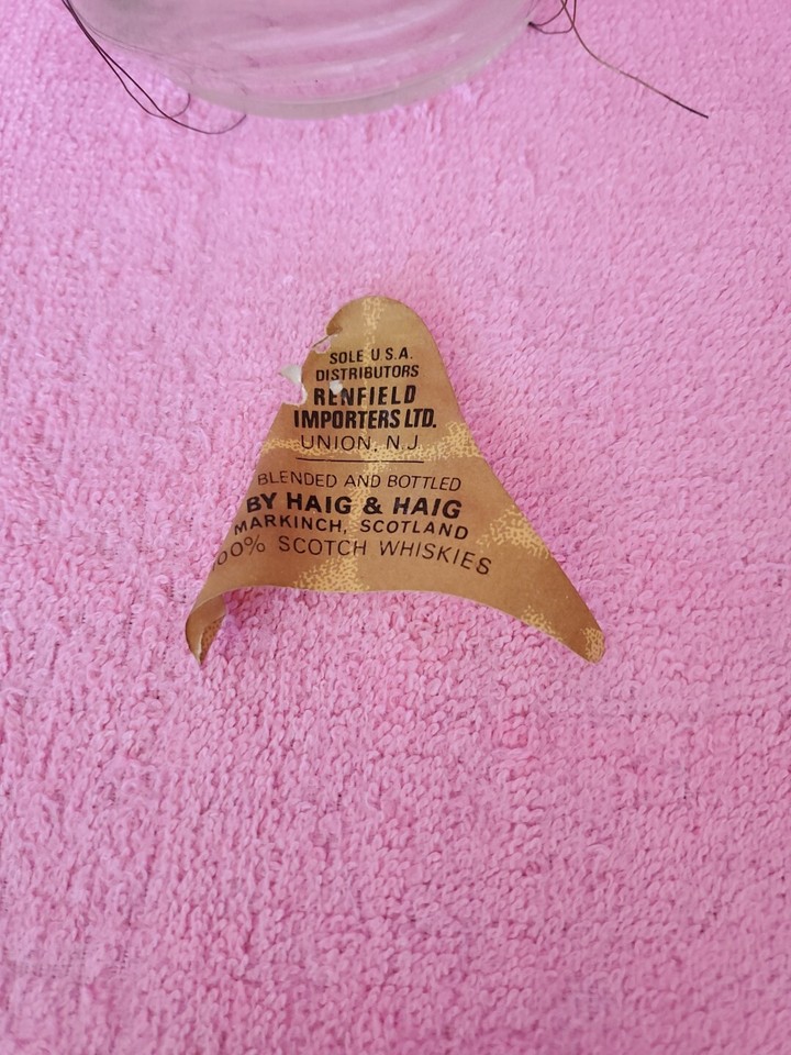 VINTAGE PINCH HAIG DIMPLE SCOTCH WHISKY 3-SIDED BOTTLE WITH CAP EMPTY ...