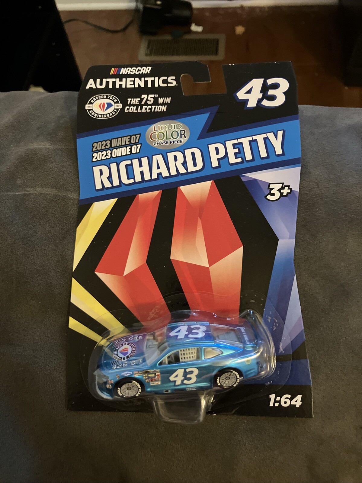 2023 Nascar Authentics 75th Win Collection #43 Richard Petty Liquid ...