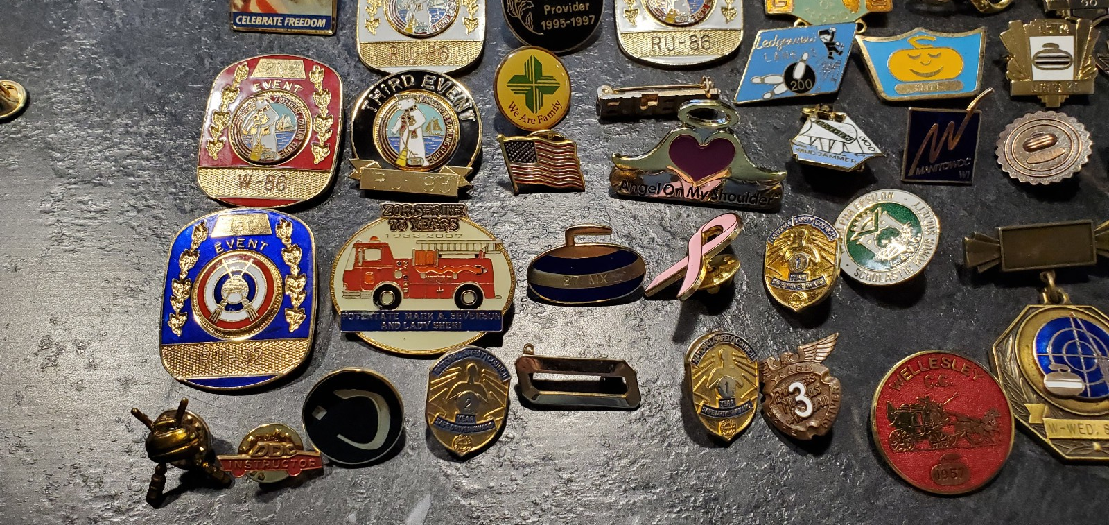Vintage Metal hat lapel pins bulk lot Pins Sports, Clubs, Event Awards ...