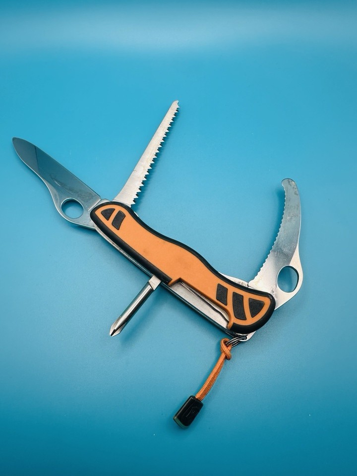 VICTORINOX Hunter XT Phillips Swiss Army Knife Multi Tool 111mm ORANGE ...