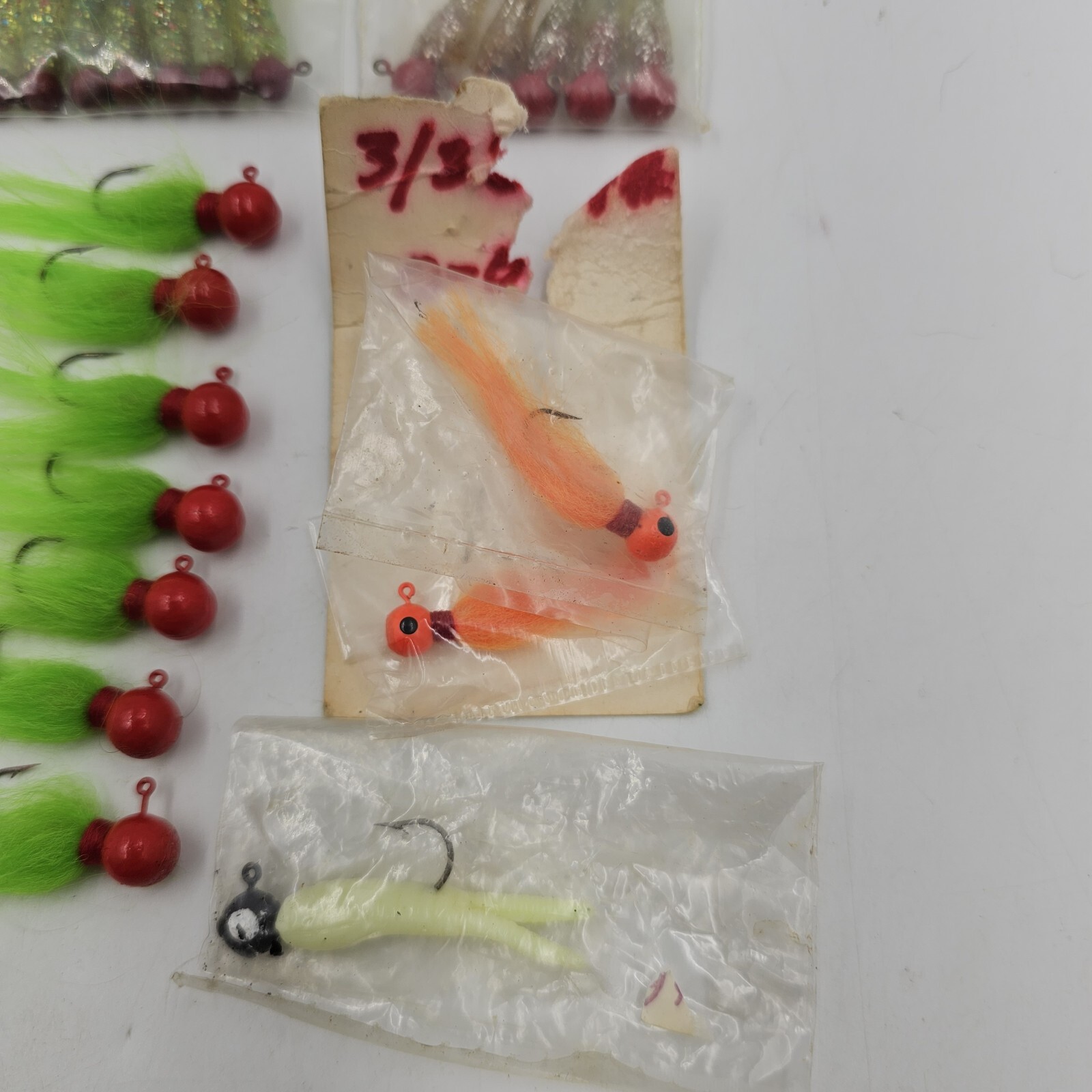 Lot Of 32 Crappie Jigs 3/32, 1/8 & 1/4 Some Handmade Hair & Curly Tail ...