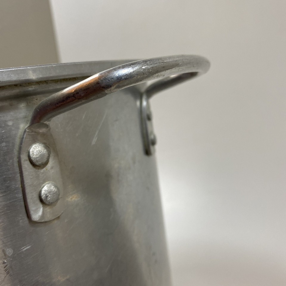 VINTAGE ENTERPRISE EXTRA LARGE ALUMINUM COOKING POT, MADE IN MACON ...