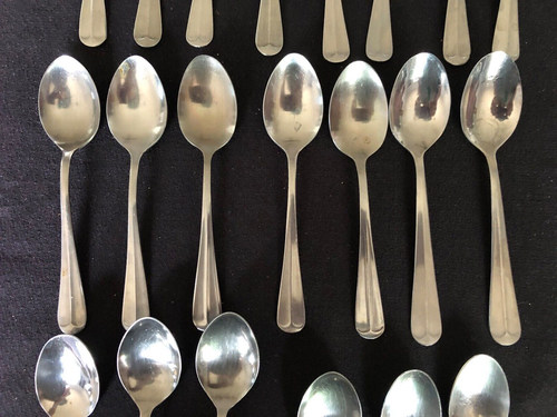20 Stainless Steel Teaspoons International HF Rogers Colonial Style ...