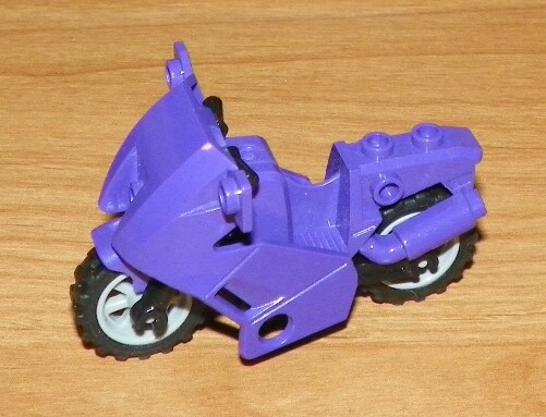 LEGO - Minifig Motorcycle, Complete Assembly with Black Chassis ...