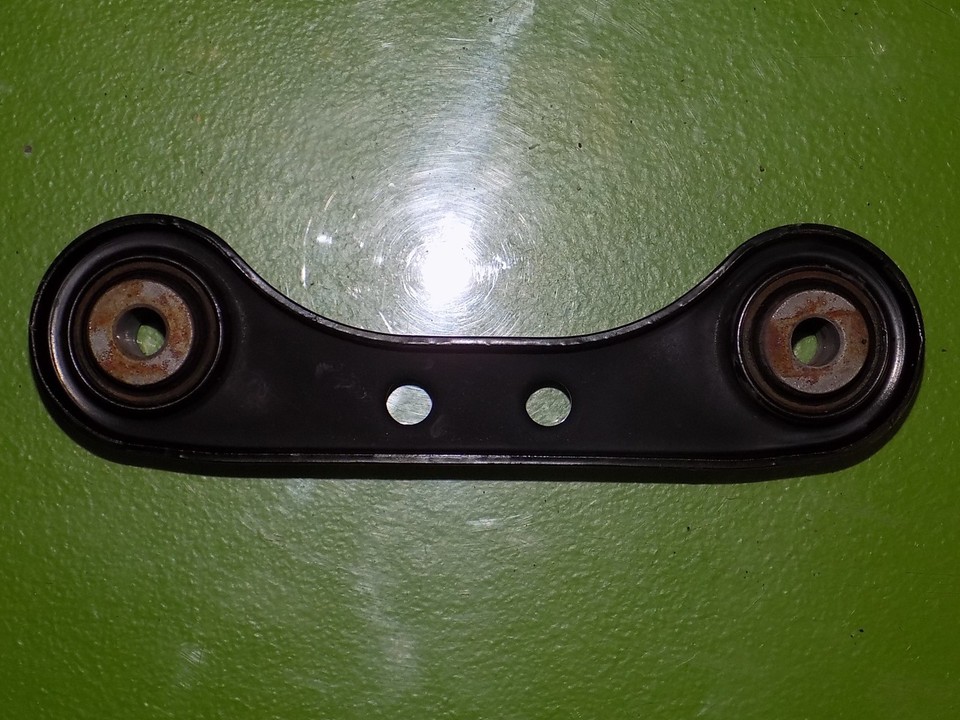 94-01 Integra OEM rear trailing arm front mount link driver passenger ...