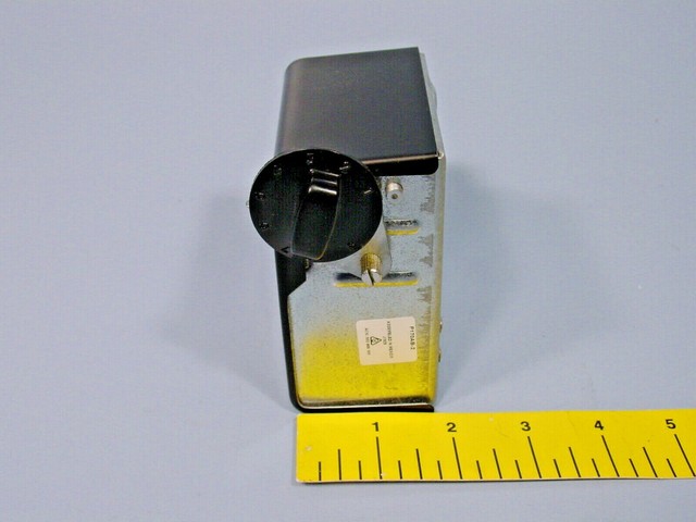 Johnson Controls Pressure Control 20 in to 100 P170ab-2c for sale ...
