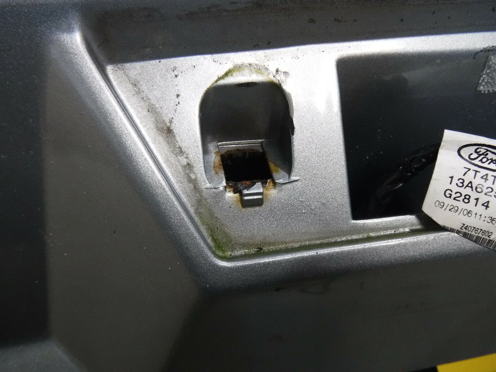 2007-2011 FORD EDGE REAR SPOILER WITH SIRIUS ANTENNA sbarn113 | eBay