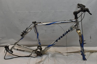 Bicycle Frames - 2004 Trek - Nelo's Cycles