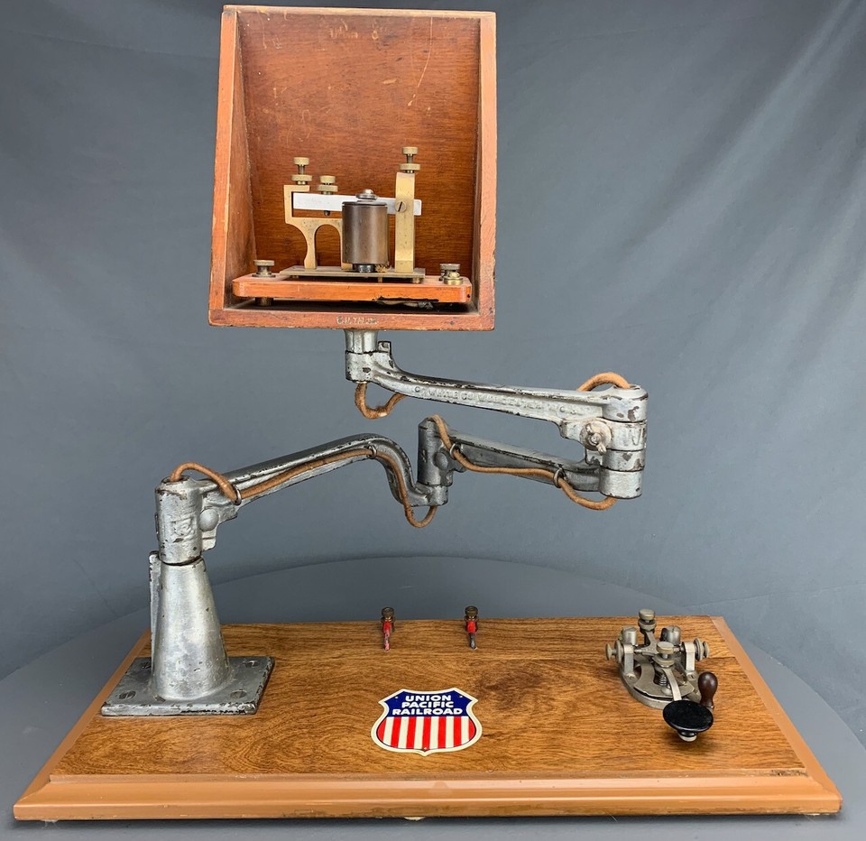 UP Railroad Telegraph W.U. & Bunnell Sounder On 3 Arm Stand R0122 | eBay