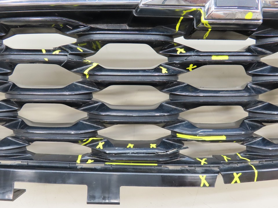 2024-2025 CHEVROLET TRAX RS FRONT RADIATOR GRILL GRILLE | eBay