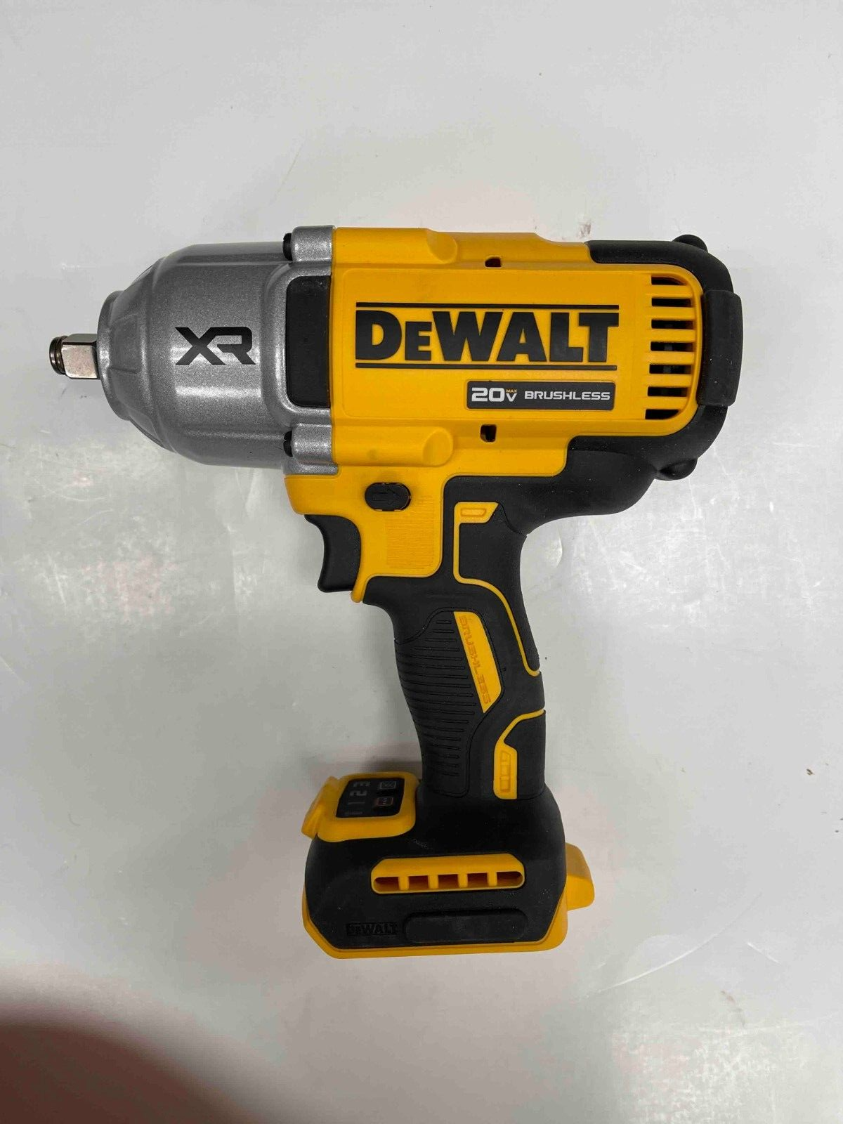 DEWALT DCF900 20V MAX XR 1/2-In Impact Wrench Hog Ring Tool - Yellow ...