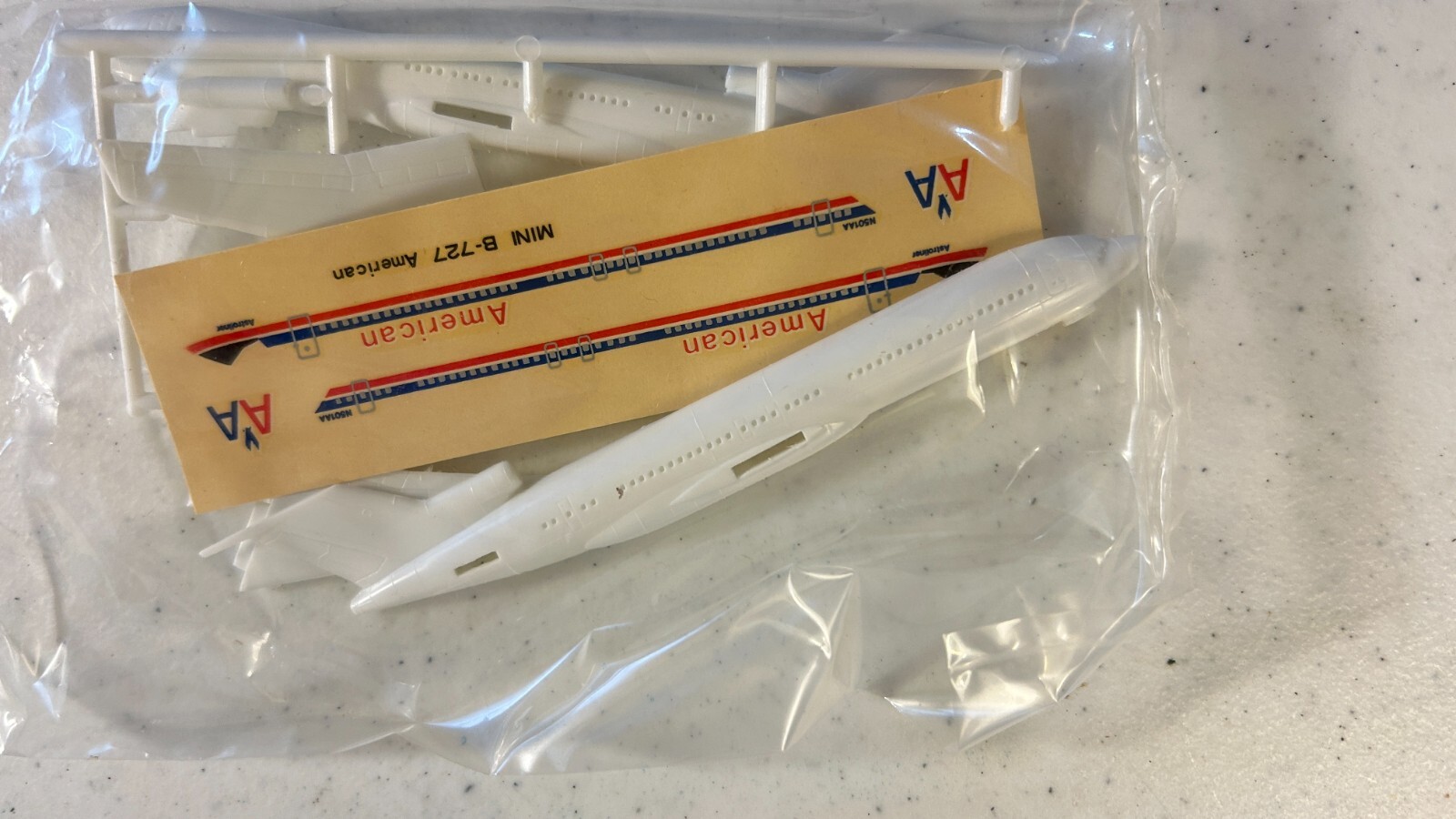 Entex Pocket Pak 1/360 American Airlines Boeing 727 Passenger Plane ...
