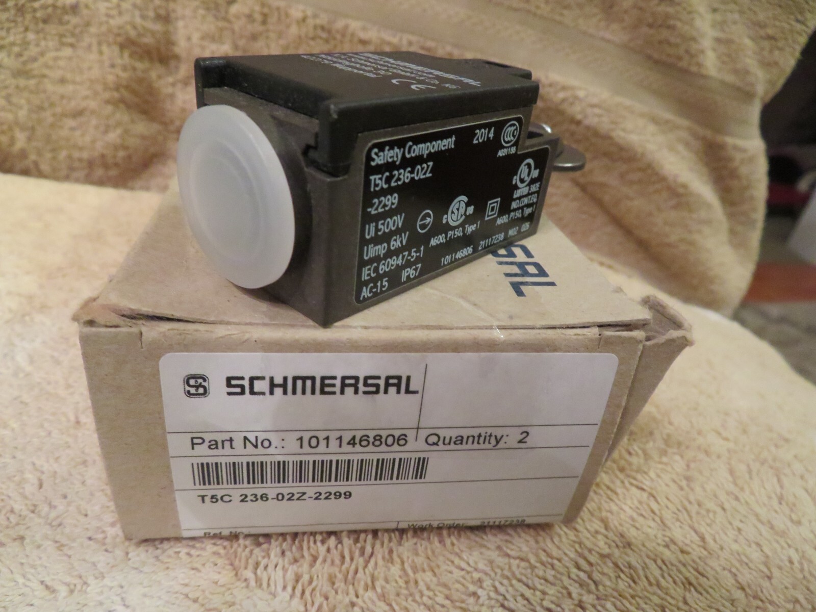 NEW SCHMERSAL T5C 236-02Z-2299 500V 6kV Type 1 Hinged Limit Switch | eBay