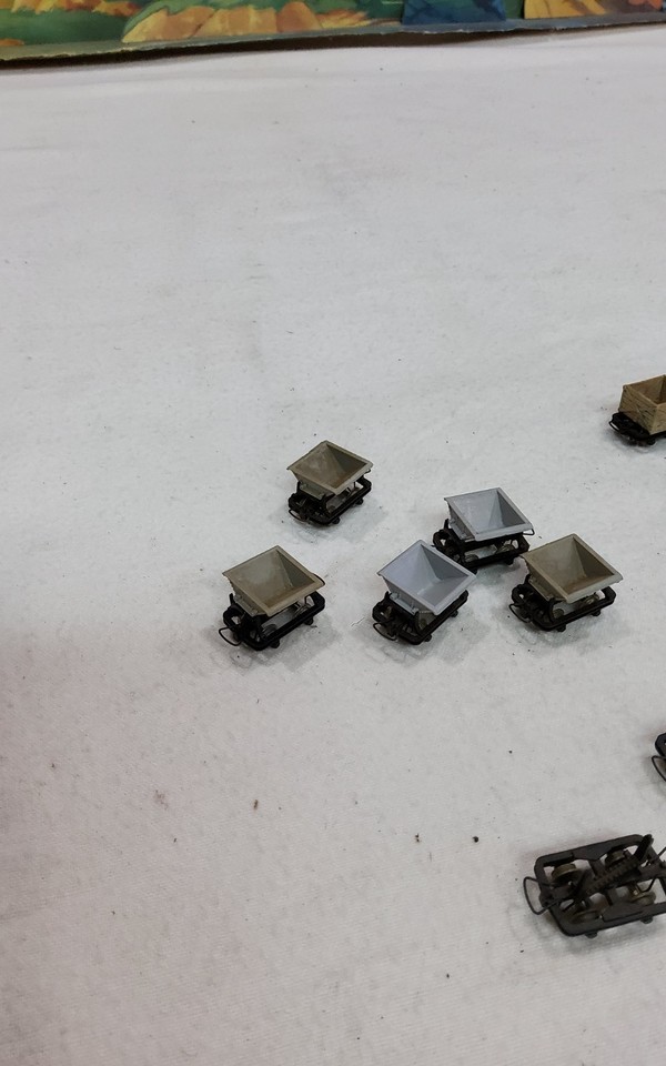 19 AHM ROCO MINITRAINS NARROW GAUGE DUMP CARS, LOG CARS & TRASH CARS | eBay